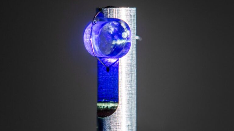 Des horloges fabriquées à partir d'un noyau atomique viennent de s ...